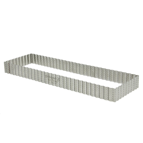 Perforated Fluted Rectangular Tart Ring 3032.35 | de Buyer USA